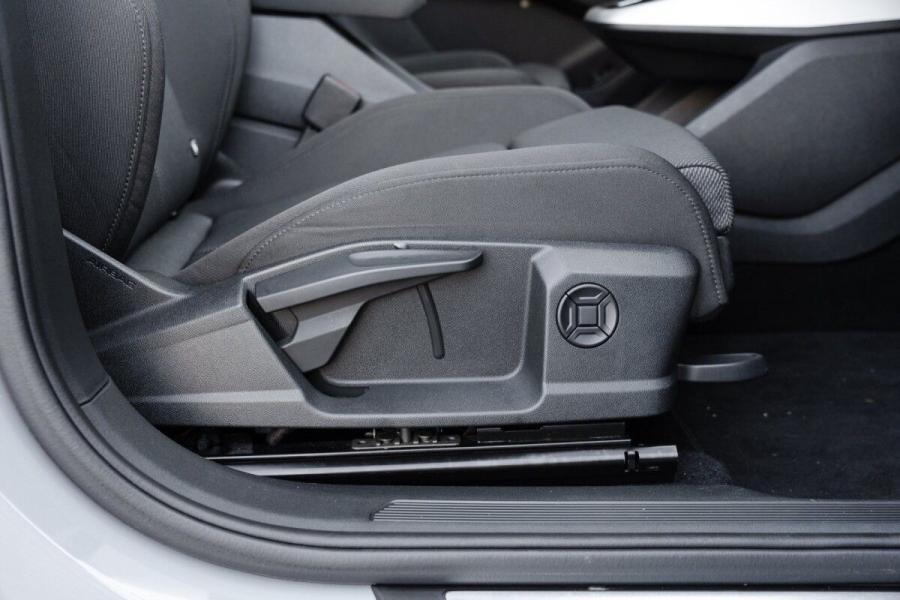 Grey Audi Q4 e-tron 2022 in Marupe, with an engine capacity of 0.00 L and mileage of 43 thousand km for 26900 €, photo 29 on AUTOMOTO.COM.LV