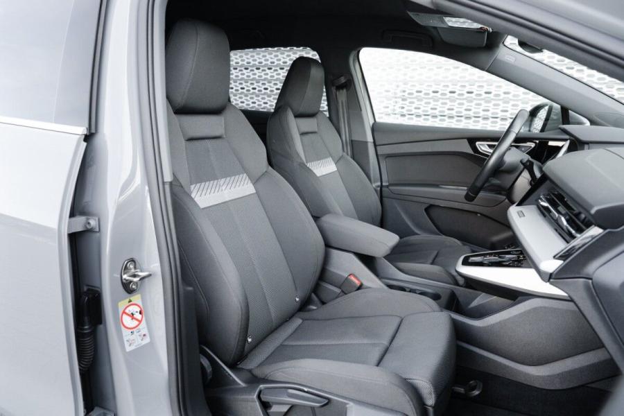 Grey Audi Q4 e-tron 2022 in Marupe, with an engine capacity of 0.00 L and mileage of 43 thousand km for 26900 €, photo 30 on AUTOMOTO.COM.LV