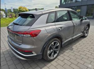 Серый Ауди Q4 e-tron 2023 в Клайпеда, объемом двигателя 0.00 л и пробегом 60 тыс. км за 9800 €, фото 5 на AUTOMOTO.COM.LV