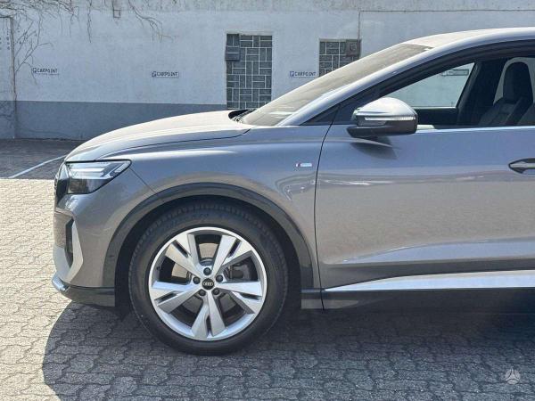 Grey Audi Q4 e-tron 2023 in Vilnius, with an engine capacity of 0.00 L and mileage of 108 thousand km for 35555 €, photo 8 on AUTOMOTO.COM.LV