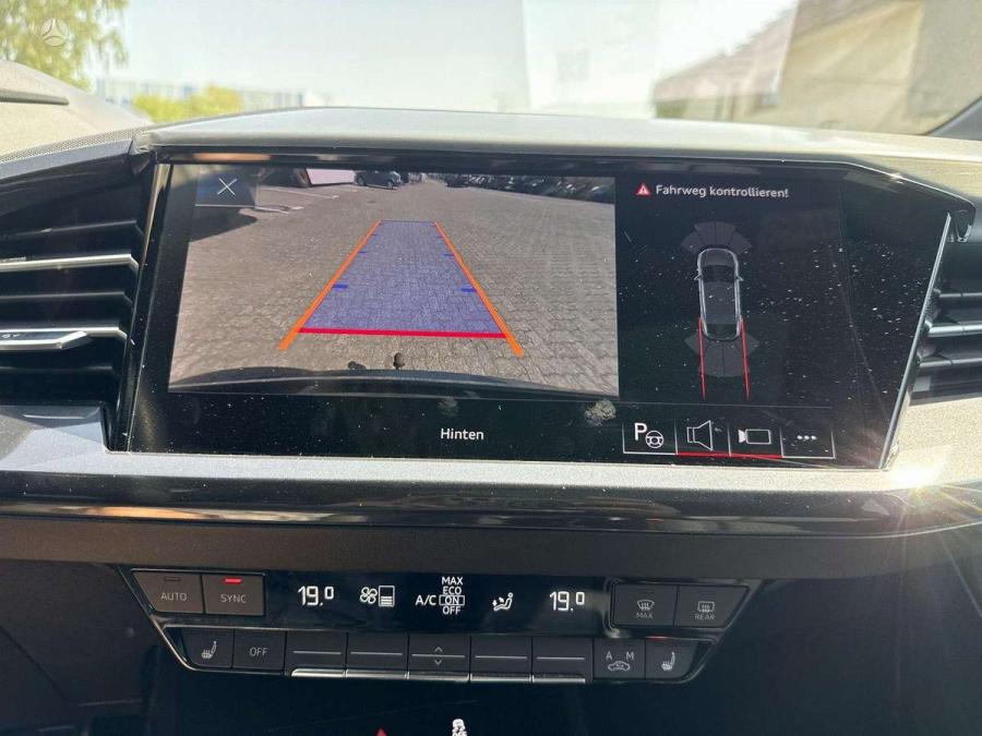 Grey Audi Q4 e-tron 2023 in Vilnius, with an engine capacity of 0.00 L and mileage of 108 thousand km for 35555 €, photo 18 on AUTOMOTO.COM.LV