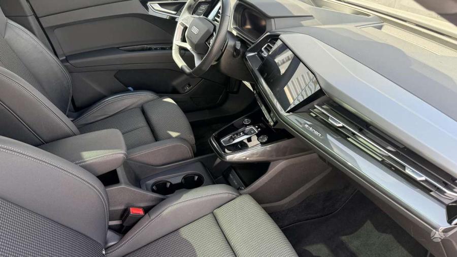 Grey Audi Q4 e-tron 2023 in Vilnius, with an engine capacity of 0.00 L and mileage of 108 thousand km for 34888 €, photo 15 on AUTOMOTO.COM.LV