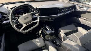 Серый Ауди Q4 e-tron 2023 в Вильнюс, объемом двигателя 0.00 л и пробегом 73 тыс. км за 35888 €, фото 9 на AUTOMOTO.COM.LV