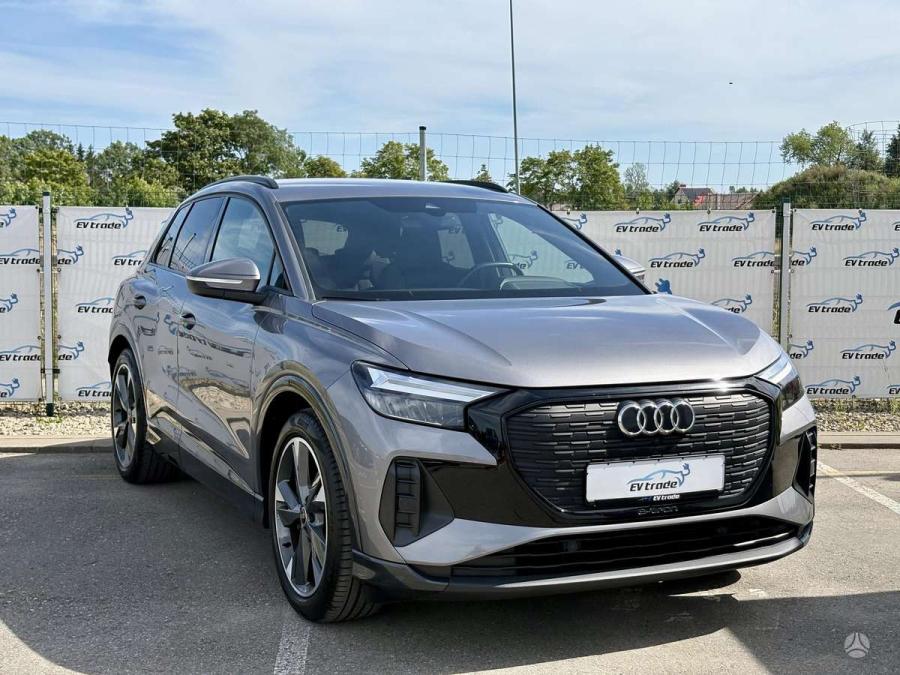 Grey Audi Q4 e-tron 2023 in Vilnius, with an engine capacity of 0.00 L and mileage of 115 thousand km for 29400 €, photo 4 on AUTOMOTO.COM.LV