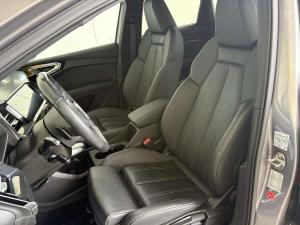Grey Audi Q4 e-tron 2023 in Vilnius, with an engine capacity of 0.00 L and mileage of 115 thousand km for 29400 €, photo 21 on AUTOMOTO.COM.LV
