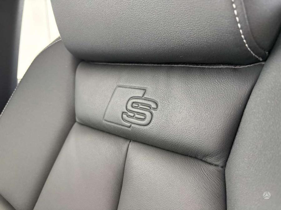 Grey Audi Q4 e-tron 2023 in Vilnius, with an engine capacity of 0.00 L and mileage of 115 thousand km for 29400 €, photo 22 on AUTOMOTO.COM.LV