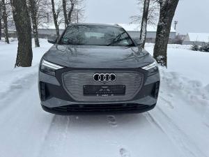 Pelēks Audi Q4 e-tron 2024 Kauņa, ar dzinēja tilpumu 0.00 L un nobraukumu 26 tūkst. km par 31500 €, foto 2 vietnē AUTOMOTO.COM.LV