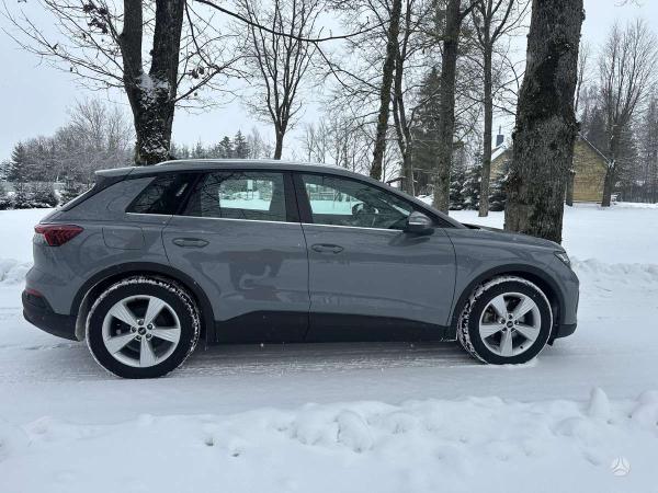 Grey Audi Q4 e-tron 2024 in Kaunas, with an engine capacity of 0.00 L and mileage of 26 thousand km for 31500 €, photo 6 on AUTOMOTO.COM.LV