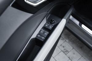 Grey Audi Q4 e-tron 2024 in Marupe, with an engine capacity of 0.00 L and mileage of 48 thousand km for 44900 €, photo 8 on AUTOMOTO.COM.LV