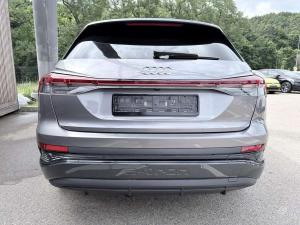 Pelēks Audi Q4 e-tron 2025 Viļņa, ar dzinēja tilpumu 0.00 L un nobraukumu 1 tūkst. km par 36800 €, foto 7 vietnē AUTOMOTO.COM.LV