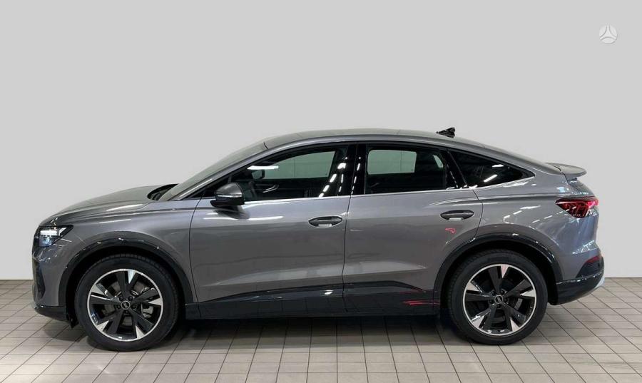Серый Ауди Q4 e-tron 2025 в Каунас, объемом двигателя 0.00 л и пробегом 17 тыс. км за 39900 €, фото 3 на AUTOMOTO.COM.LV