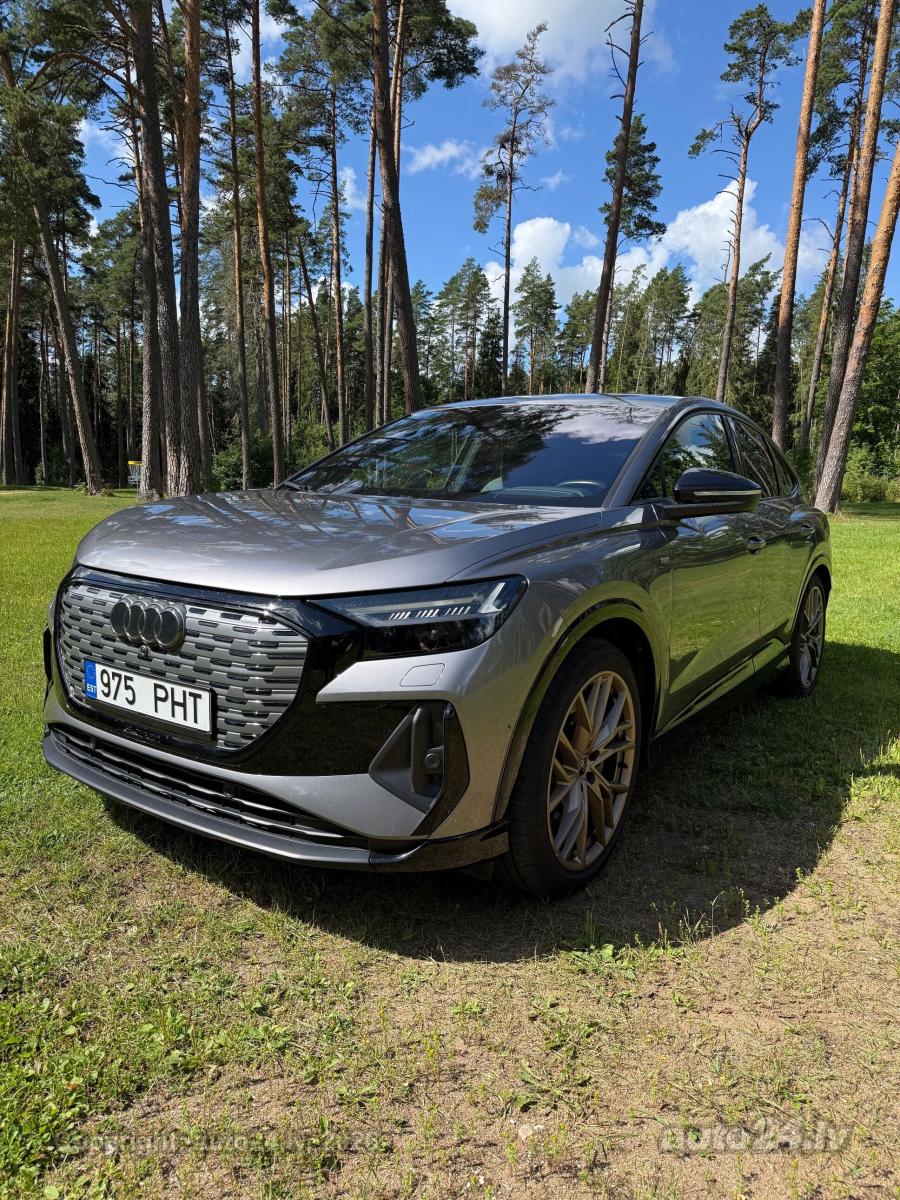 Серый Ауди Q4 e-tron 2021 в Таллин, объемом двигателя 0.00 л и пробегом 71 тыс. км за 38990 €, фото 3 на AUTOMOTO.COM.LV