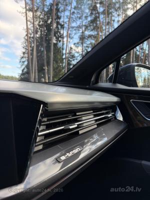 Серый Ауди Q4 e-tron 2021 в Таллин, объемом двигателя 0.00 л и пробегом 71 тыс. км за 38990 €, фото 14 на AUTOMOTO.COM.LV