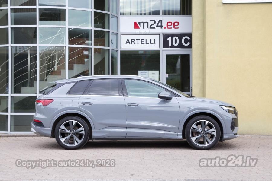 Pelēks Audi Q4 e-tron 2022 Tallina, ar dzinēja tilpumu 0.00 L un nobraukumu 135 tūkst. km par 27990 €, foto 4 vietnē AUTOMOTO.COM.LV