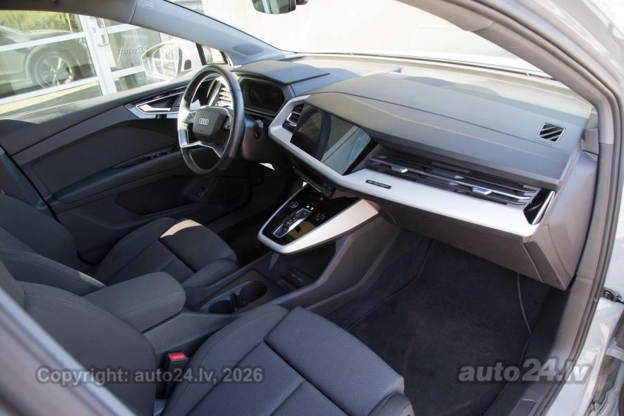 Pelēks Audi Q4 e-tron 2022 Tallina, ar dzinēja tilpumu 0.00 L un nobraukumu 135 tūkst. km par 27990 €, foto 18 vietnē AUTOMOTO.COM.LV