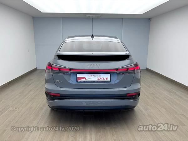 Pelēks Audi Q4 e-tron 2022 Tartu, ar dzinēja tilpumu 0.00 L un nobraukumu 103 tūkst. km par 32900 €, foto 7 vietnē AUTOMOTO.COM.LV