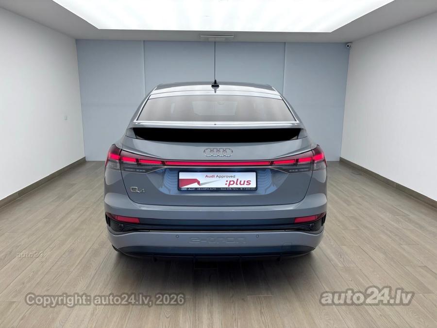 Серый Ауди Q4 e-tron 2022 в Тарту, объемом двигателя 0.00 л и пробегом 103 тыс. км за 32900 €, фото 7 на AUTOMOTO.COM.LV