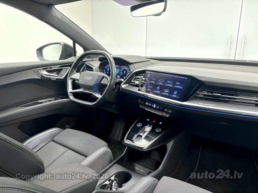 Серый Ауди Q4 e-tron 2022 в Тарту, объемом двигателя 0.00 л и пробегом 103 тыс. км за 32900 €, фото 13 на AUTOMOTO.COM.LV