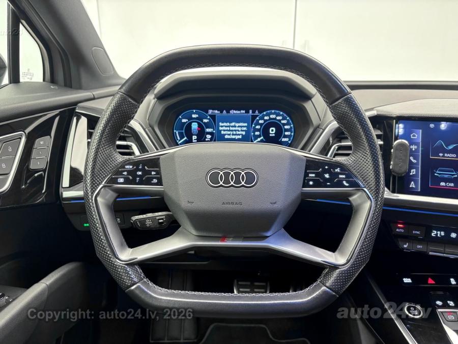 Серый Ауди Q4 e-tron 2022 в Тарту, объемом двигателя 0.00 л и пробегом 103 тыс. км за 32900 €, фото 15 на AUTOMOTO.COM.LV