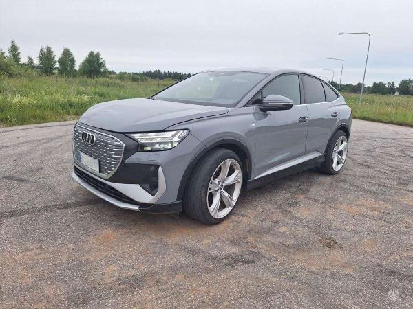 Серый Ауди Q4 e-tron 2025 в Валга, объемом двигателя 0.00 л и пробегом 31 тыс. км за 12000 €, фото 1 на AUTOMOTO.COM.LV
