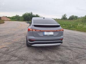 Pelēks Audi Q4 e-tron 2025 Valga, ar dzinēja tilpumu 0.00 L un nobraukumu 31 tūkst. km par 12000 €, foto 4 vietnē AUTOMOTO.COM.LV
