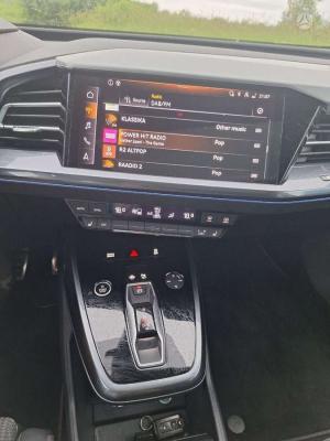 Pelēks Audi Q4 e-tron 2025 Valga, ar dzinēja tilpumu 0.00 L un nobraukumu 31 tūkst. km par 12000 €, foto 11 vietnē AUTOMOTO.COM.LV