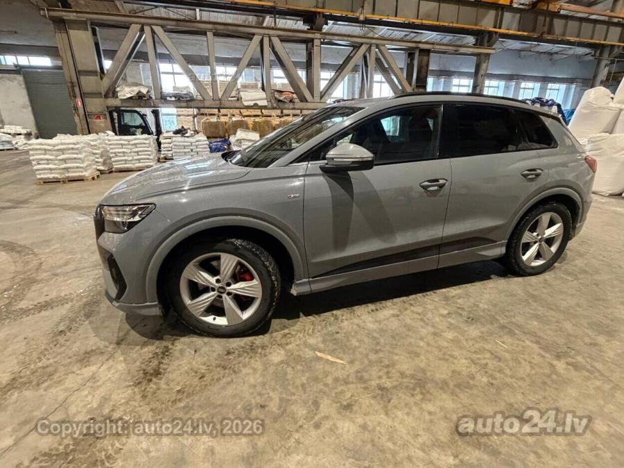 Pelēks Audi Q4 e-tron 2021 Tallina, ar dzinēja tilpumu 0.00 L un nobraukumu 71 tūkst. km par 32500 €, foto 6 vietnē AUTOMOTO.COM.LV