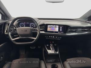 Pelēks Audi Q4 e-tron 2023 Tallina, ar dzinēja tilpumu 0.00 L un nobraukumu 71 tūkst. km par 32900 €, foto 10 vietnē AUTOMOTO.COM.LV