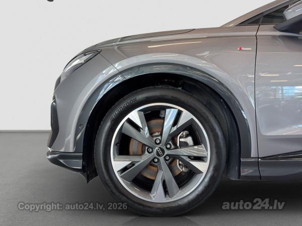 Audi Q4 e-tron 2023 in Tallinn on AUTOMOTO.COM.LV Grey Audi Q4 e-tron 2023 in Tallinn, with an engine capacity of 0.00 L and mileage of 71 thousand km for 32900 €, photo 11 on AUTOMOTO.COM.LV