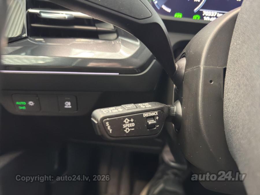 Pelēks Audi Q4 e-tron 2023 Tallina, ar dzinēja tilpumu 0.00 L un nobraukumu 71 tūkst. km par 32900 €, foto 12 vietnē AUTOMOTO.COM.LV