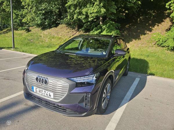 Фиолетовый Ауди Q4 e-tron 2021 в Каунас, объемом двигателя 0.00 л и пробегом 74 тыс. км за 28000 €, фото 2 на AUTOMOTO.COM.LV