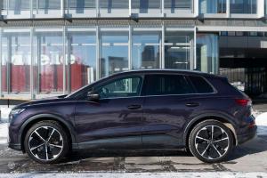 Violets Audi Q4 e-tron 2022 Viļņa, ar dzinēja tilpumu 0.00 L un nobraukumu 139 tūkst. km par 25900 €, foto 4 vietnē AUTOMOTO.COM.LV