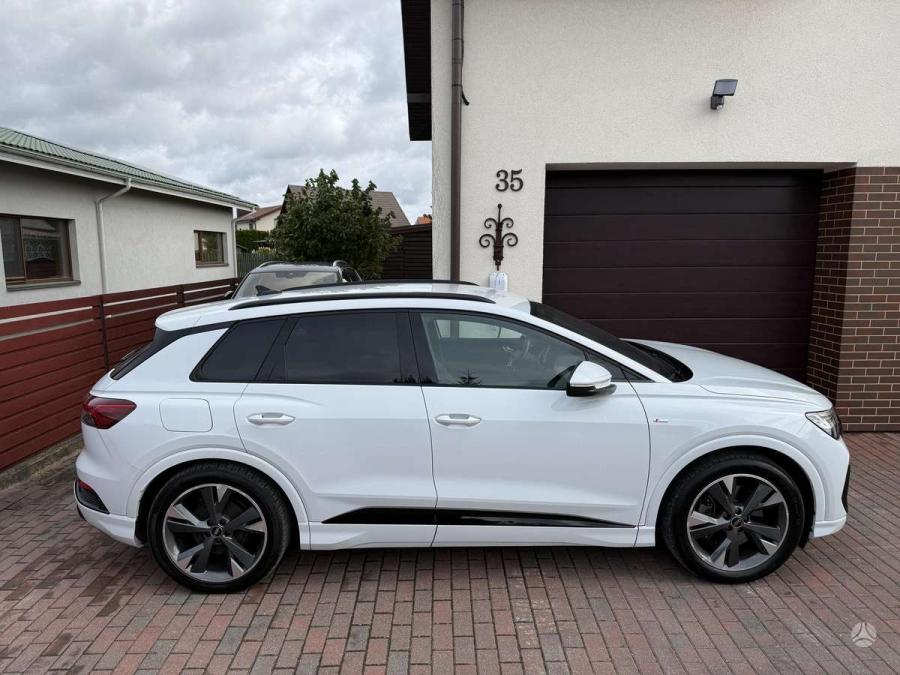 White Audi Q4 e-tron 2022 in Siauliai, with an engine capacity of 0.00 L and mileage of 196 thousand km for 24800 €, photo 6 on AUTOMOTO.COM.LV