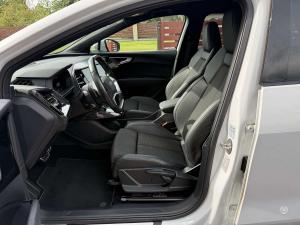 White Audi Q4 e-tron 2022 in Siauliai, with an engine capacity of 0.00 L and mileage of 196 thousand km for 24800 €, photo 12 on AUTOMOTO.COM.LV