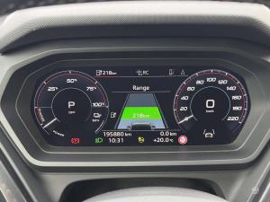 White Audi Q4 e-tron 2022 in Siauliai, with an engine capacity of 0.00 L and mileage of 196 thousand km for 24800 €, photo 15 on AUTOMOTO.COM.LV