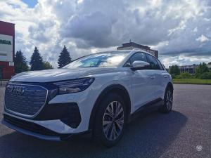 Белый Ауди Q4 e-tron 2023 в Алитус, объемом двигателя 0.00 л и пробегом 60 тыс. км за 31500 €, фото 5 на AUTOMOTO.COM.LV