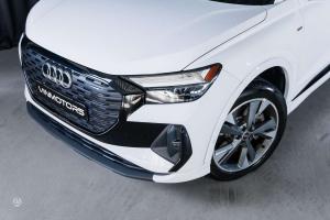White Audi Q4 e-tron 2024 in Vilnius, with an engine capacity of 0.00 L and mileage of 32 thousand km for 33999 €, photo 8 on AUTOMOTO.COM.LV