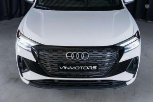 White Audi Q4 e-tron 2024 in Vilnius, with an engine capacity of 0.00 L and mileage of 32 thousand km for 33999 €, photo 12 on AUTOMOTO.COM.LV