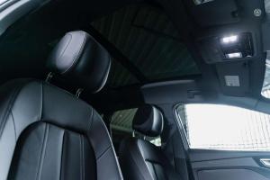 White Audi Q4 e-tron 2024 in Vilnius, with an engine capacity of 0.00 L and mileage of 32 thousand km for 33999 €, photo 25 on AUTOMOTO.COM.LV