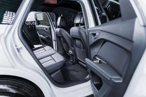 White Audi Q4 e-tron 2024 in Vilnius, with an engine capacity of 0.00 L and mileage of 32 thousand km for 33999 €, photo 27 on AUTOMOTO.COM.LV