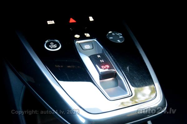 Balts Audi Q4 e-tron 2021 Tallina, ar dzinēja tilpumu 0.00 L un nobraukumu 153 tūkst. km par 24500 €, foto 9 vietnē AUTOMOTO.COM.LV
