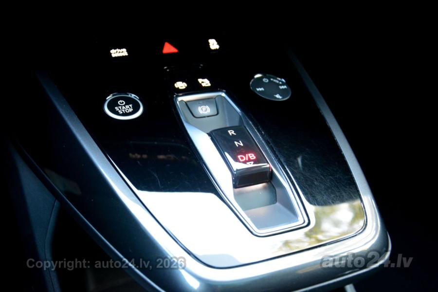 Balts Audi Q4 e-tron 2021 Tallina, ar dzinēja tilpumu 0.00 L un nobraukumu 153 tūkst. km par 24500 €, foto 10 vietnē AUTOMOTO.COM.LV