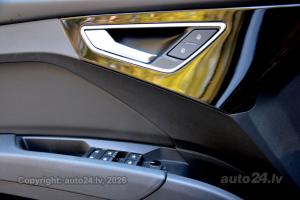 Balts Audi Q4 e-tron 2021 Tallina, ar dzinēja tilpumu 0.00 L un nobraukumu 153 tūkst. km par 24500 €, foto 14 vietnē AUTOMOTO.COM.LV