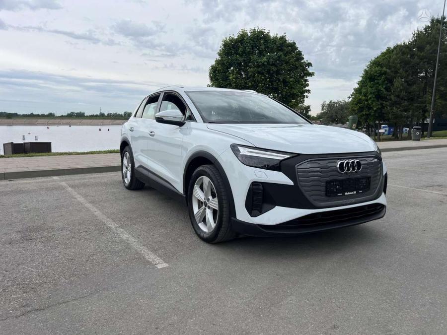 Balts Audi Q4 e-tron 2021 Kauņa, ar dzinēja tilpumu 0.00 L un nobraukumu 191 tūkst. km par 20999 €, foto 9 vietnē AUTOMOTO.COM.LV