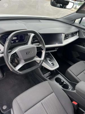 Balts Audi Q4 e-tron 2021 Kauņa, ar dzinēja tilpumu 0.00 L un nobraukumu 191 tūkst. km par 20999 €, foto 17 vietnē AUTOMOTO.COM.LV