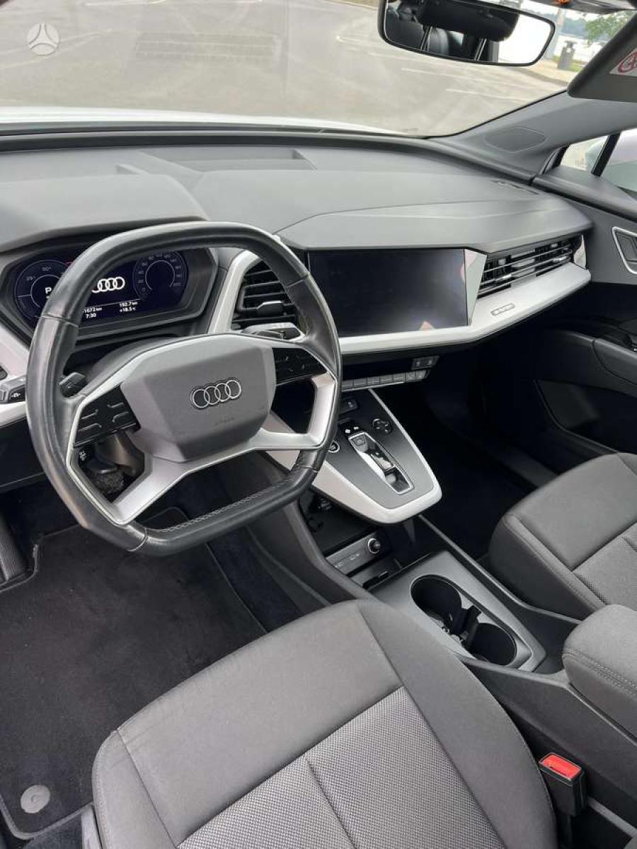Balts Audi Q4 e-tron 2021 Kauņa, ar dzinēja tilpumu 0.00 L un nobraukumu 191 tūkst. km par 20999 €, foto 17 vietnē AUTOMOTO.COM.LV