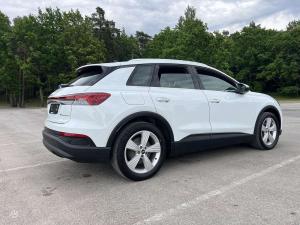 Balts Audi Q4 e-tron 2021 Kauņa, ar dzinēja tilpumu 0.00 L un nobraukumu 191 tūkst. km par 20999 €, foto 27 vietnē AUTOMOTO.COM.LV