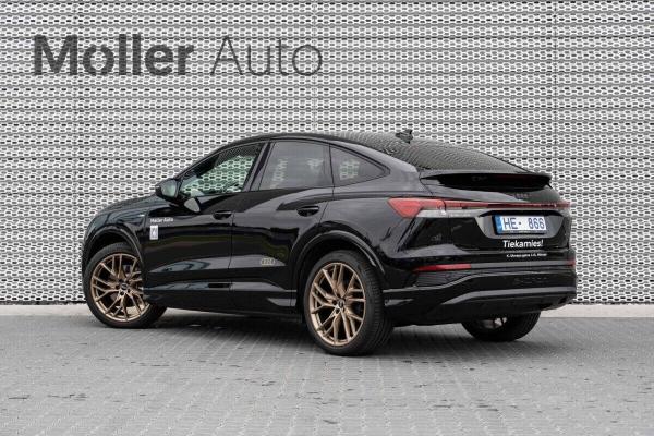 Melns Audi Q4 Sportback e-tron 2026 Mārupe, ar dzinēja tilpumu 0.00 L un nobraukumu 15 tūkst. km par 61900 €, foto 3 vietnē AUTOMOTO.COM.LV
