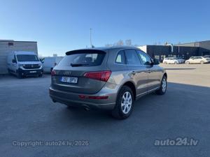 Beige Audi Q5 2010 in Parnu, with an engine capacity of 2.00 L and mileage of 265 thousand km for 6900 €, photo 3 on AUTOMOTO.COM.LV