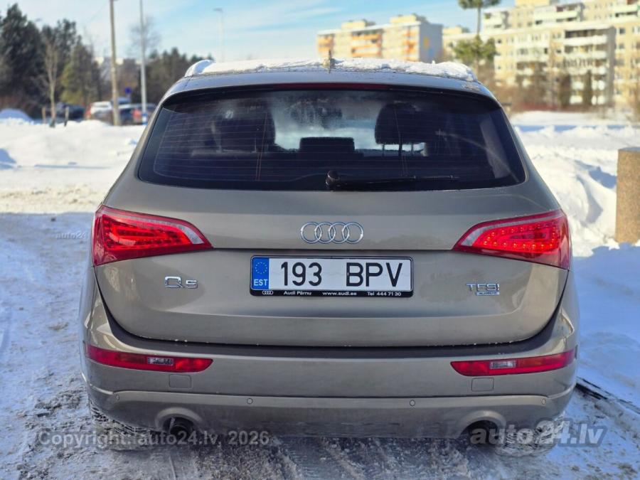 Beige Audi Q5 2011 in Tallinn, with an engine capacity of 2.00 L and mileage of 265 thousand km for 4999 €, photo 5 on AUTOMOTO.COM.LV